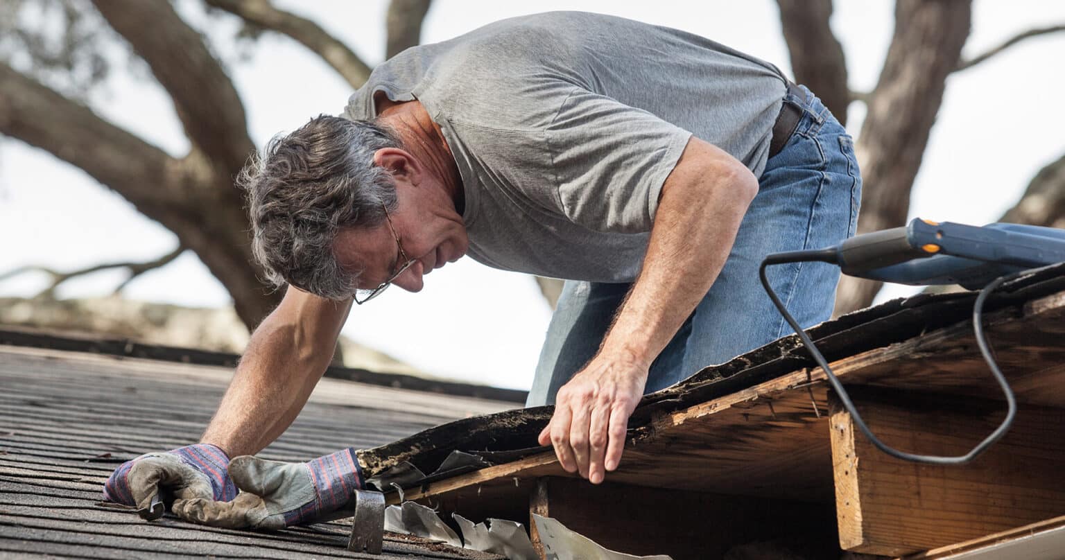 The Roofer's Guide to Roof Decking Materials and Installation