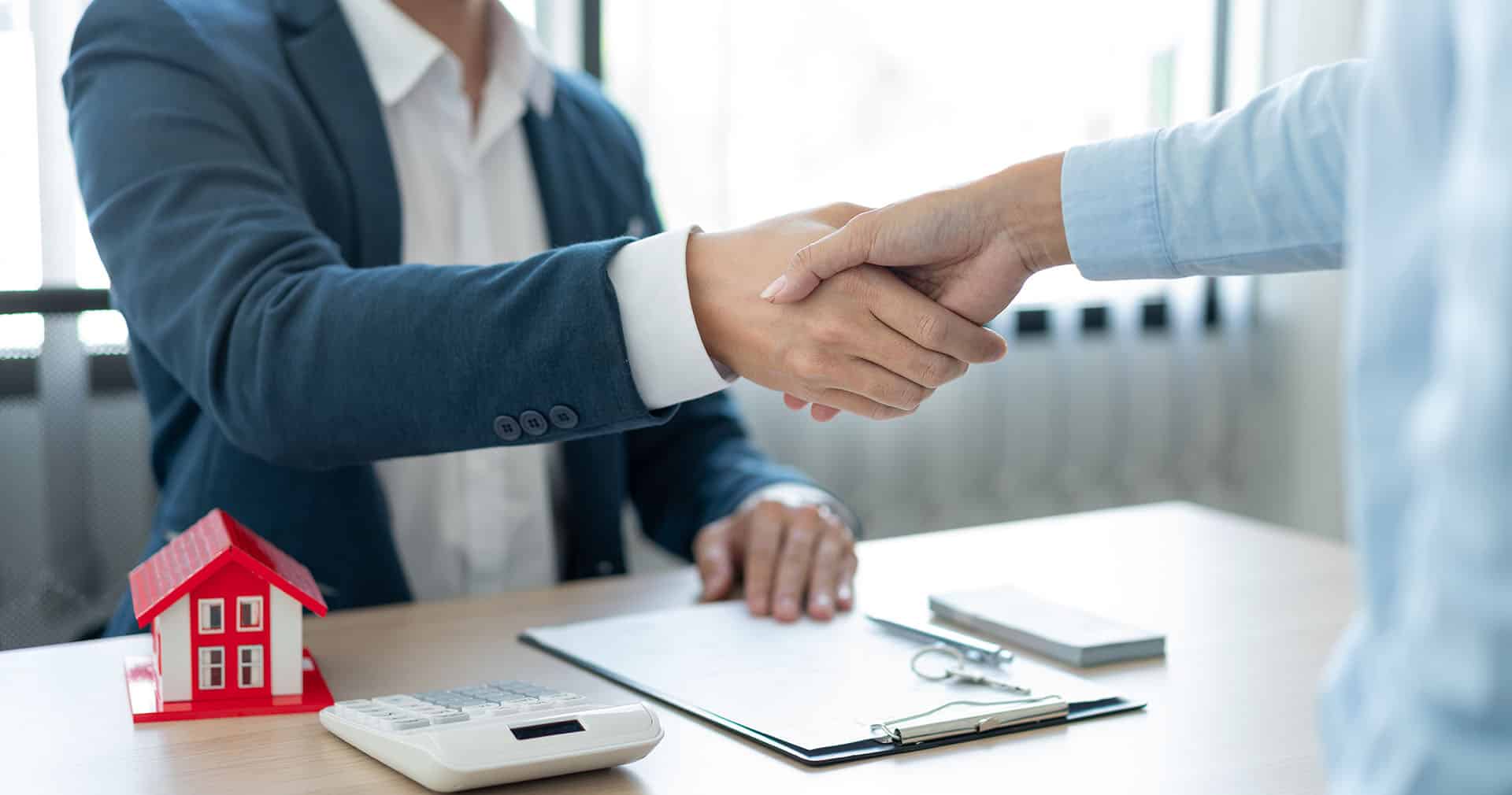 Roofing Sales Pitch Examples and Scripts on What to Say